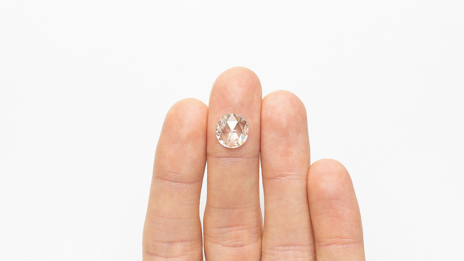 Understanding the 4Cs diamond grading scale – Lelya